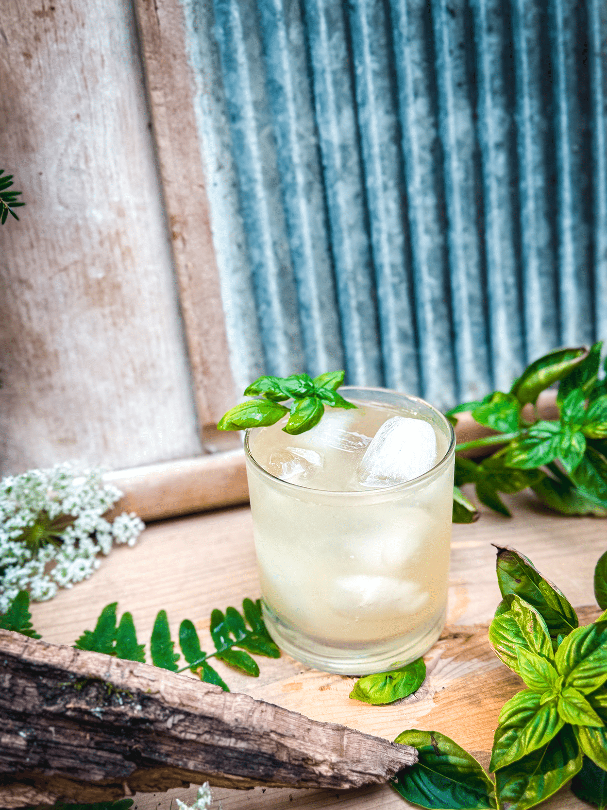 How to Make a Refreshing Basil Gin Smash